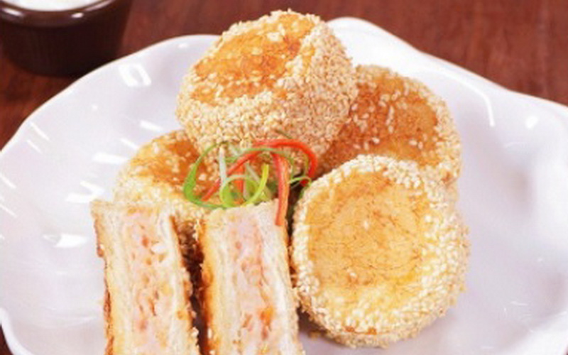 Resep Cemilan Roti Goreng Udang Pedas, Dijamin Bikin Nagih!